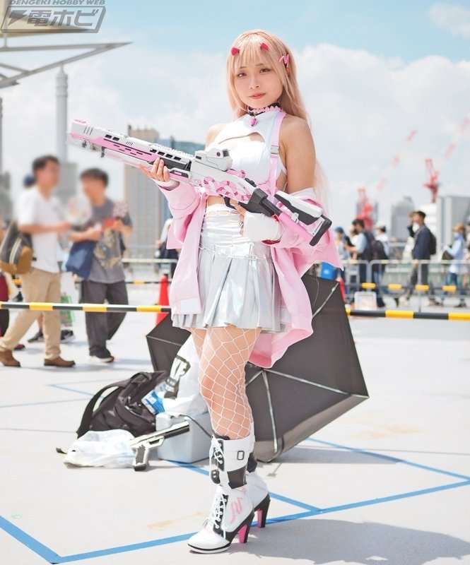 【C104】コスプレ写真レポート①伊織もえさん扮する『NIKKE』バイパーも！『ホロライブ』『このすば』『ワンピース』『原神』など！1日目（2024年8月11日）編【コミケ104／2024夏 ...