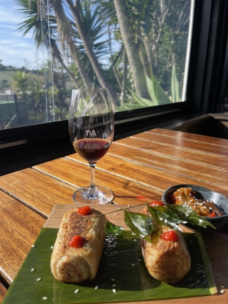 ワイナリー訪問記🍷Newzealand編27：テ・モツ ヴィンヤード Te Motu Vineyard （ワイヘキ島）｜Akko_winelover