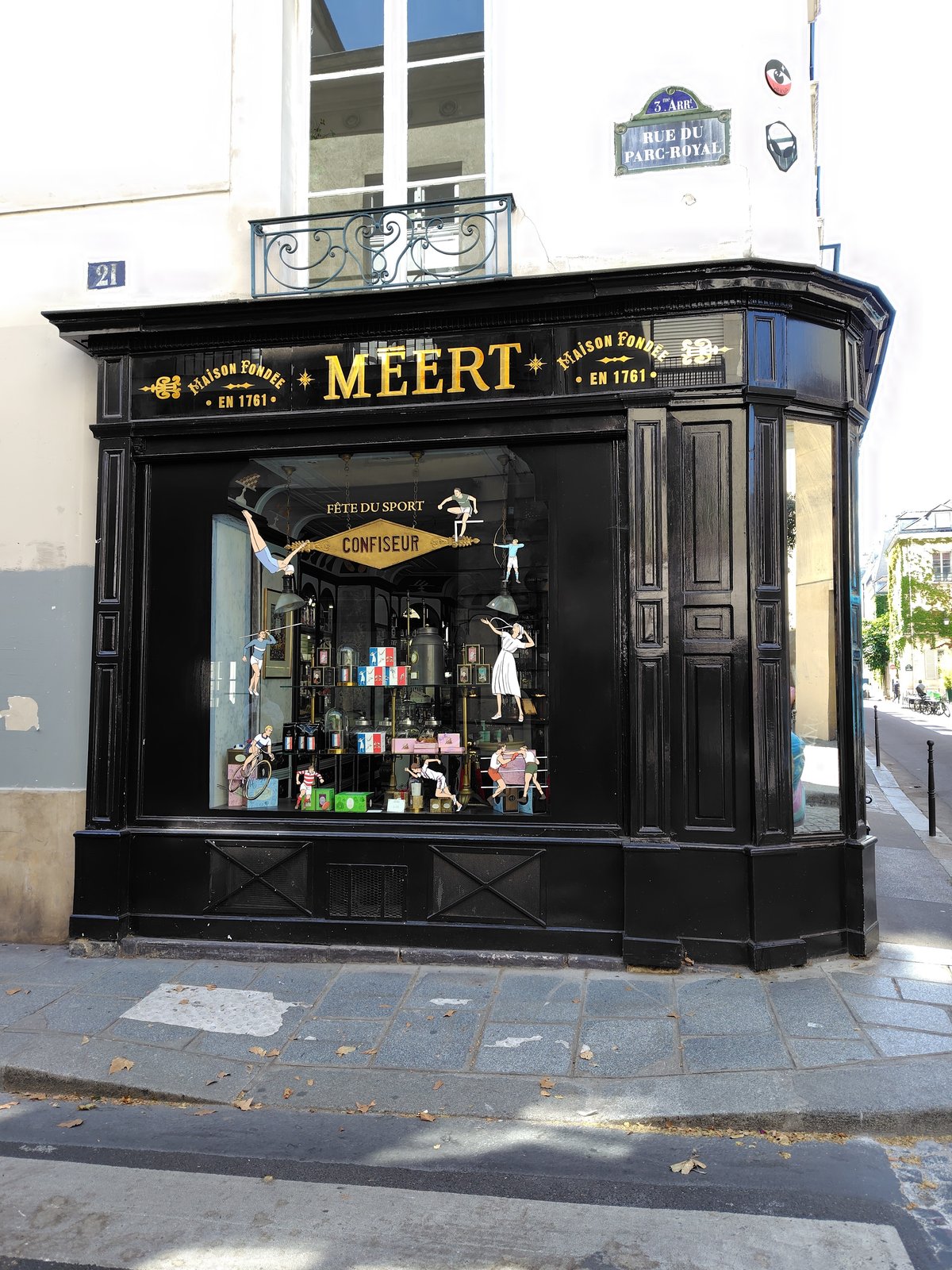 ゴーフルのお店、メールのパリ店｜lush_badger2992