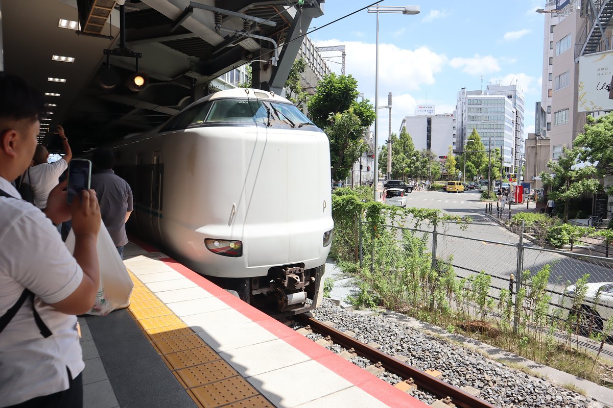 JR西日本287系で京阪神の貨物駅へ入線（クラブツーリズム鉄道部関西貨物線ツアー）｜ryokichi