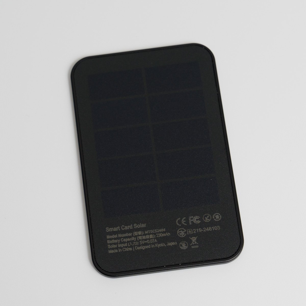 【レビュー】ソーラー充電が可能なカード型紛失防止タグ「MATECH Smart Card Solar」がスゴイ！｜おりすさるさん