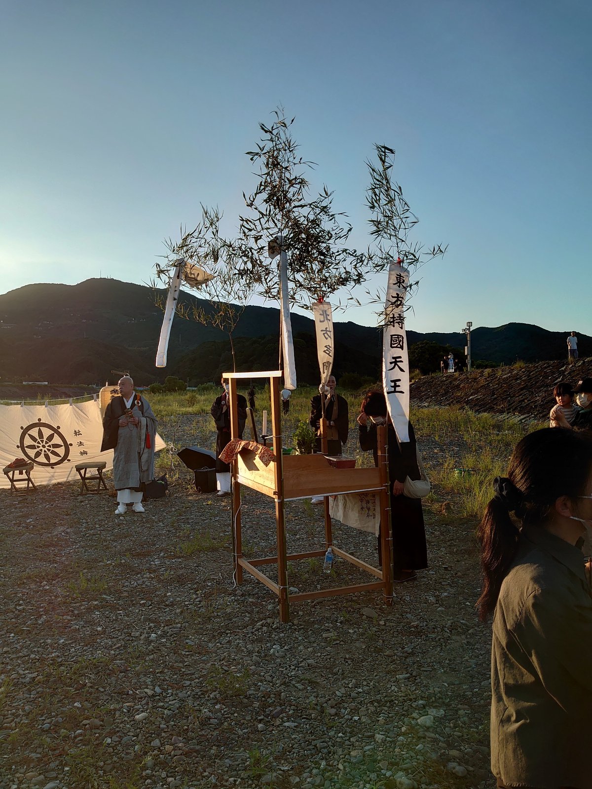 南予の「灯し上げ」｜miki_matsui