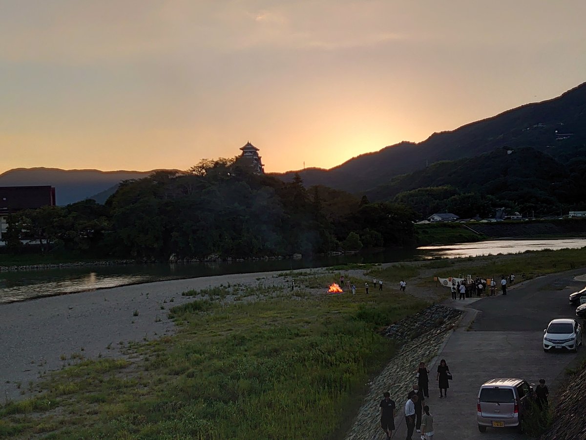 南予の「灯し上げ」｜miki_matsui