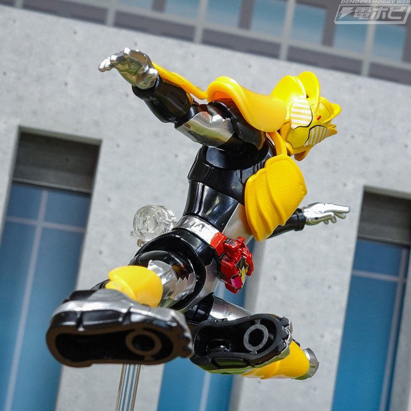 食玩「装動 仮面ライダーガヴ」収録のザクザクチップスフォーム 食玩「装動 仮面ライダーガヴ」収録のザクザクチップスフォーム