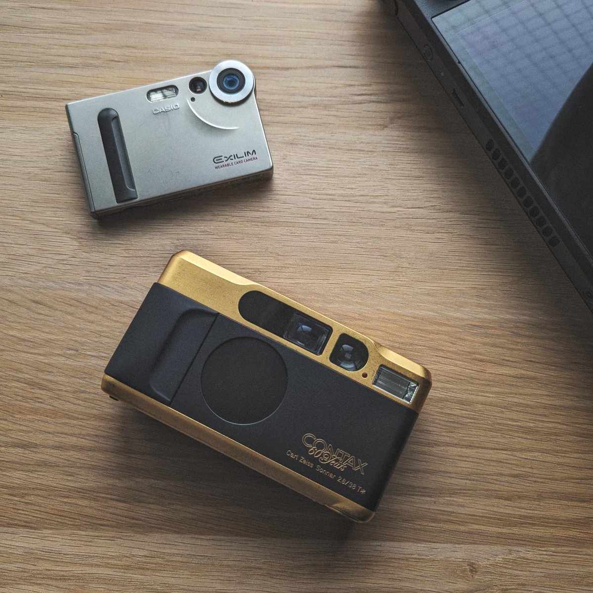 自己紹介｜FRYX@CGデザイナーのライフログ