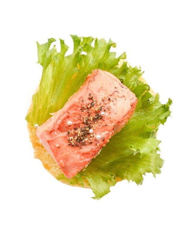 炙りサーモンとクリームチーズのPANKANカナッペ ～おいしいノベルティ パンの缶詰『PANKAN』～簡単レシピ｜おいしいノベルティ パンの ...