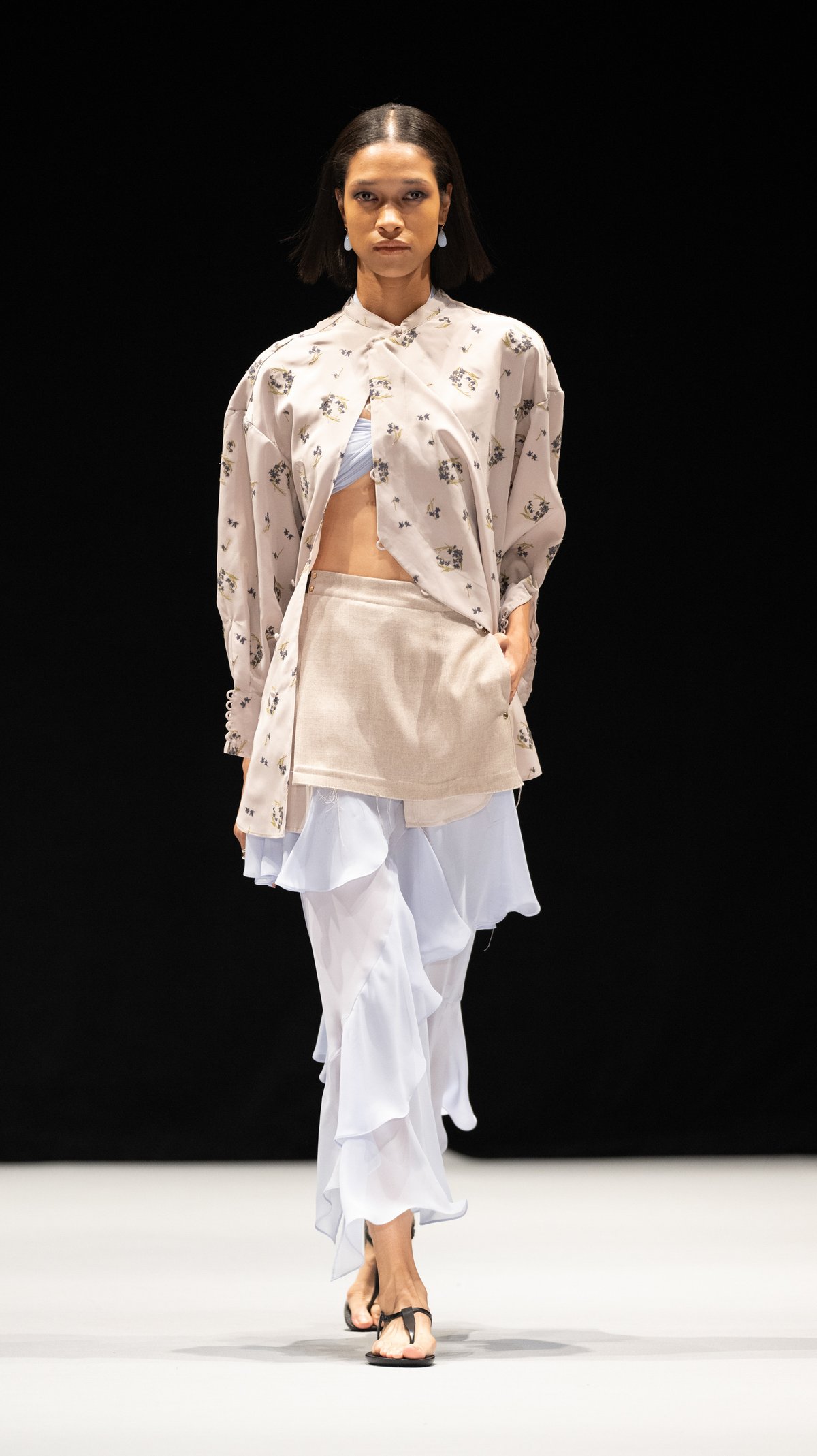 『furuta』のランウェイショー / Rakuten Fashion Week TOKYO｜MOEMI SUGIMURA