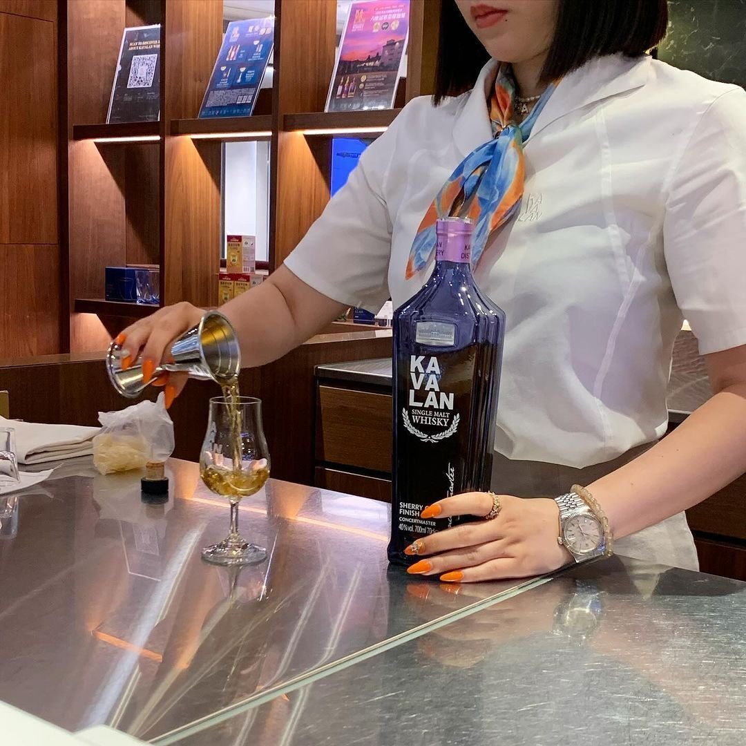 2日目。台北101「Kavalan概念店」でカバランウィスキーの有料試飲。（19回目の台湾旅2023/09）｜もーしぇんれん