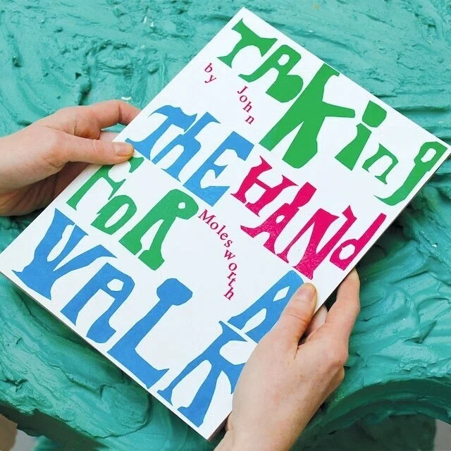John Molesworth ジョン・モレスワースの世界観に浸ろう！遊び心と実験精神が詰まったアートの世界｜YAY! staff