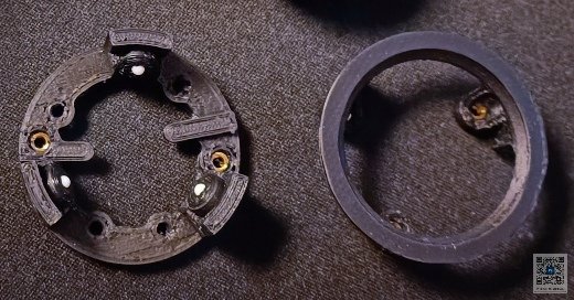 【自作キーボード Charybdis Mini】 テントの塗装とボール高さ調整｜punyoon