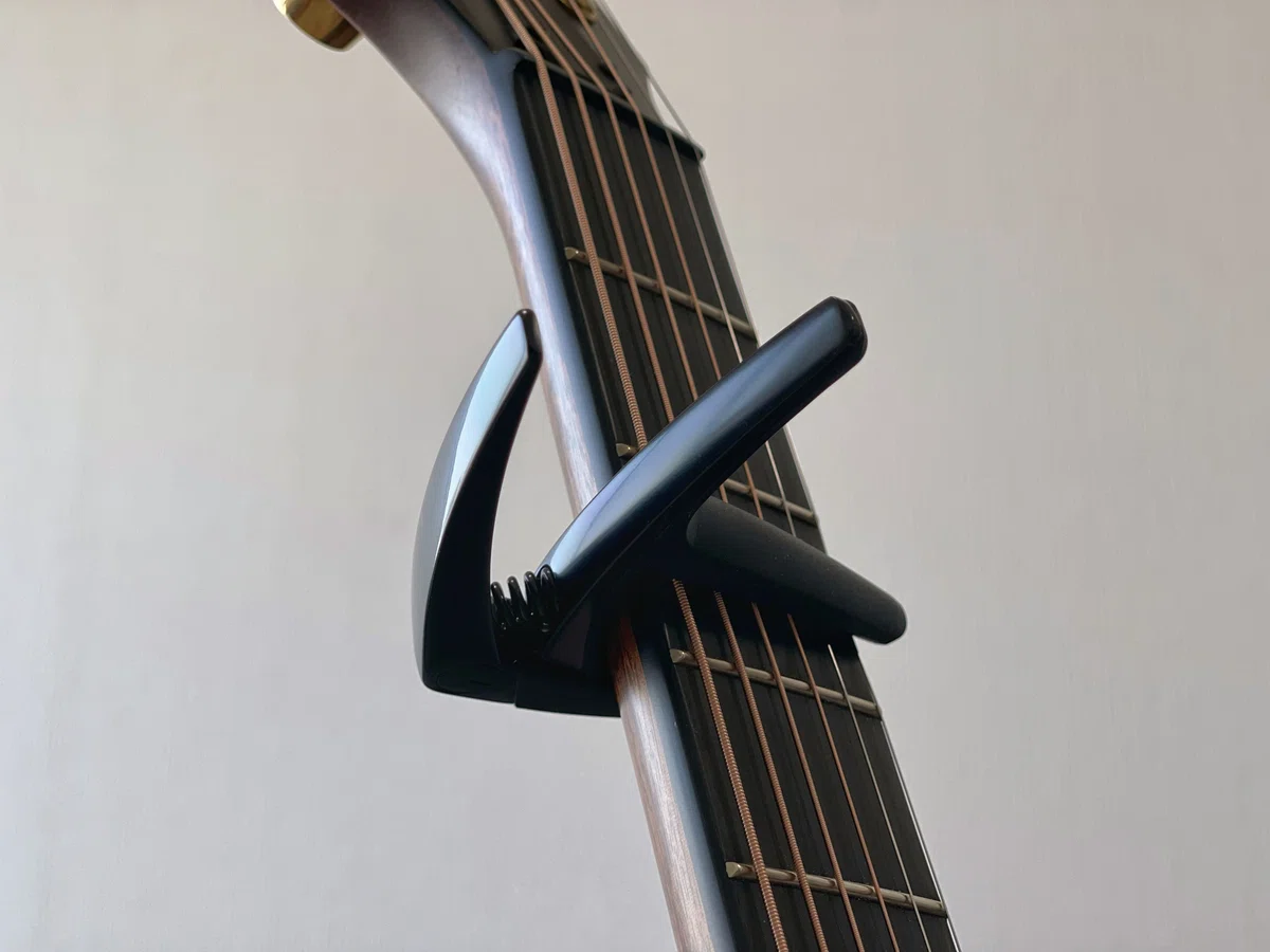G7thの「Nashville Capo」をレビュー！カイザーカポとの比較もしてみた結果・・・｜ぐっち@ゆびラジ