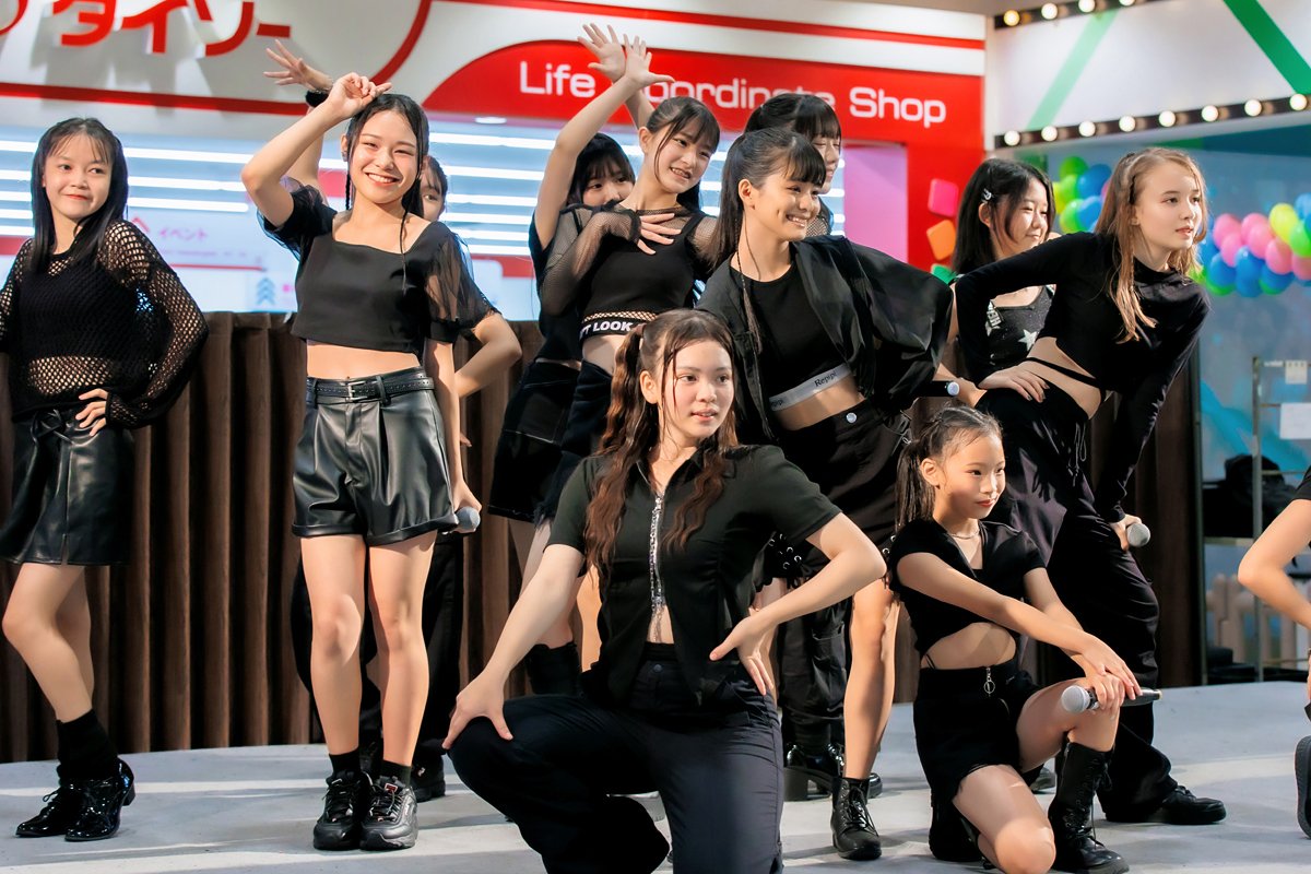 tr@ffic girls｜Masaki Senko