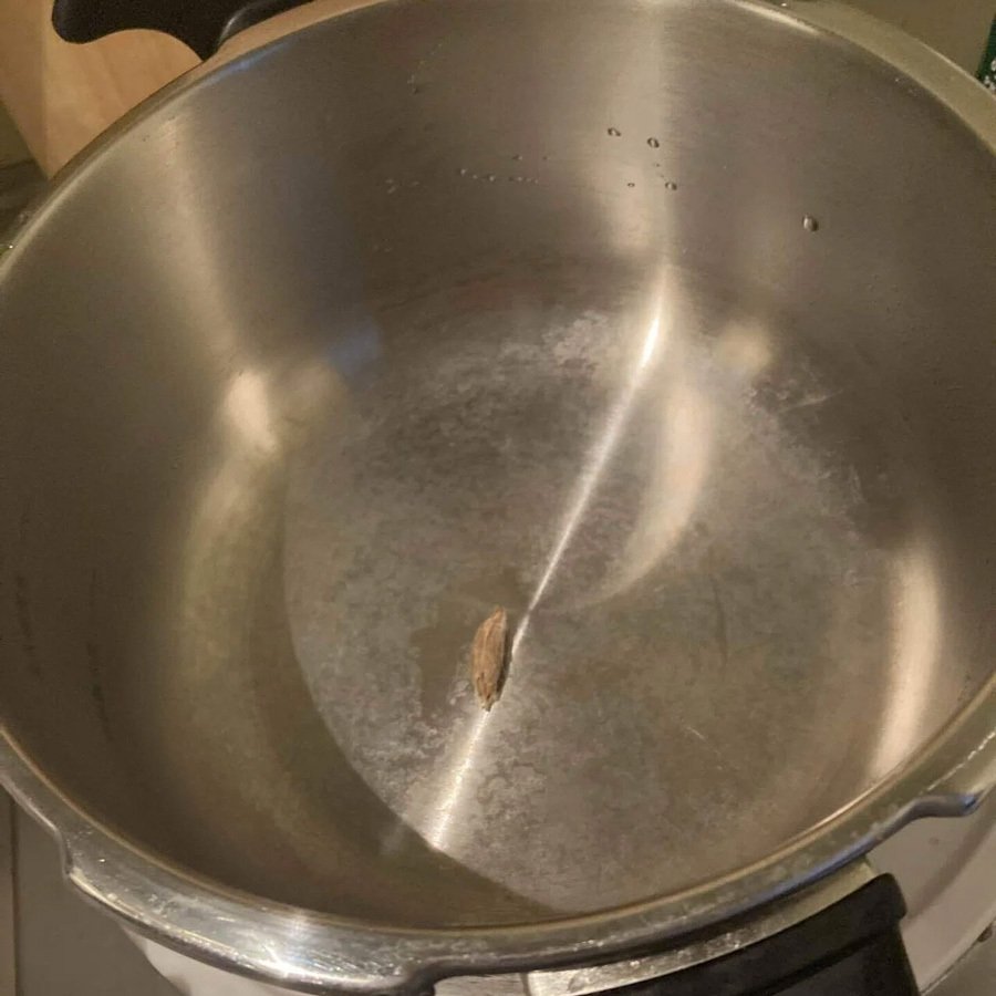 【作成編】「アピキウス」に載っているConditum Paradoxum（古代ローマのスパイス入りワイン）を再現してみる｜ゆーり/侑李