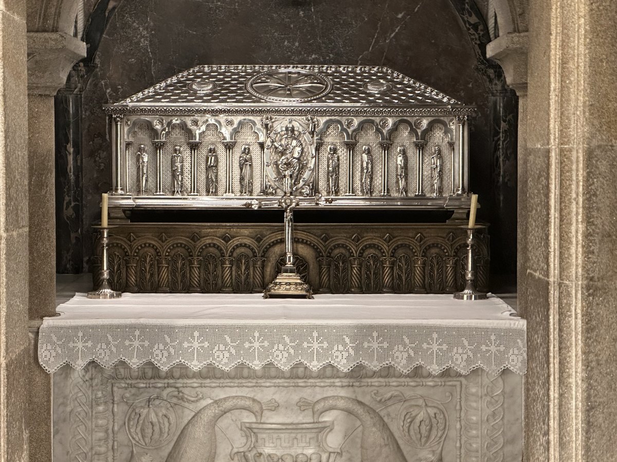 サンティアゴ・デ・コンポステーラ：聖ヤコブが眠る大聖堂のミサ｜Dr. Kano