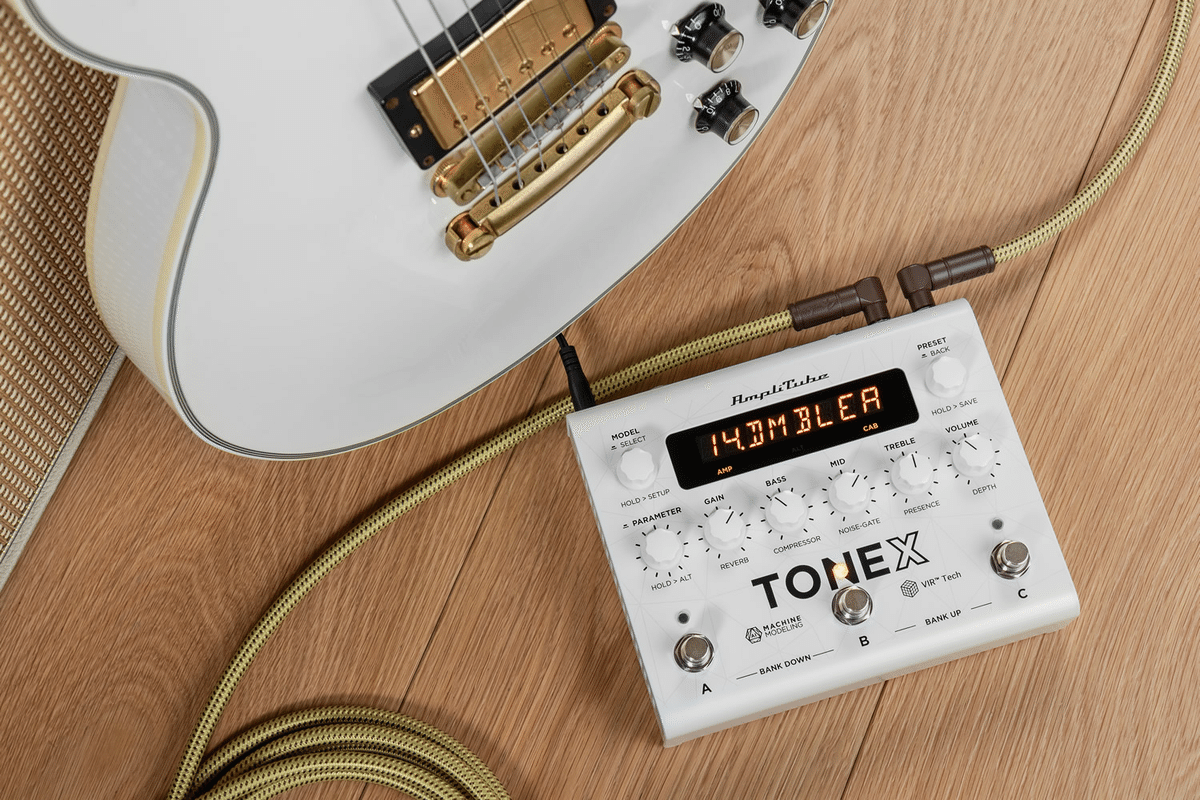 TONEX Pedalの2周年記念モデルが、限定色(ホワイト)を纏って TONEX Pedalの2周年記念モデルが、限定色(ホワイト)を纏って