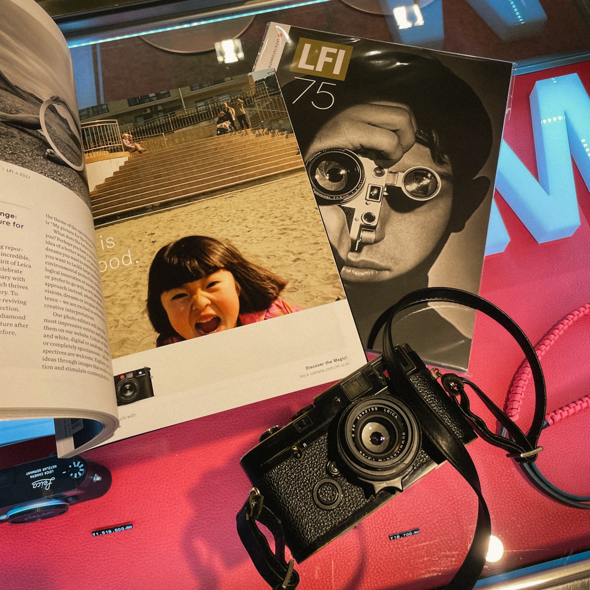 Leica "M is M" ポスター｜Shin Noguchi