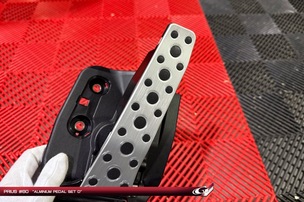 60プリウス「アルミペダルSET」♫｜Grazio&Co.社長日記2.0