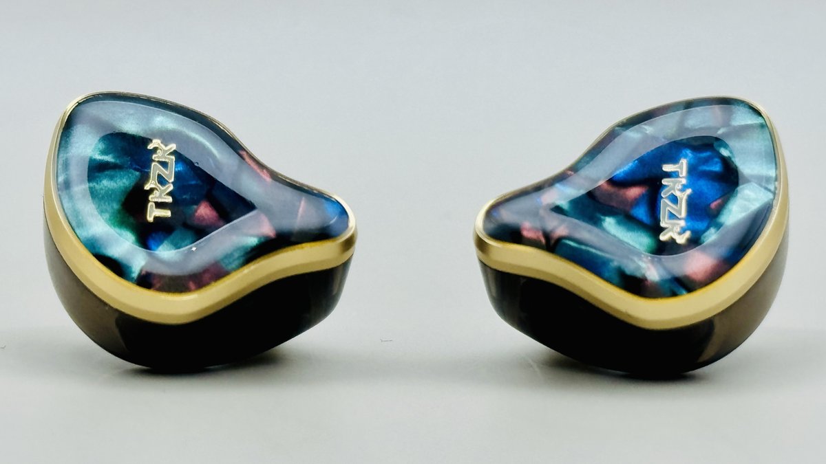 TKZK TK02のレビュー｜ラルフ・ヒンクリー