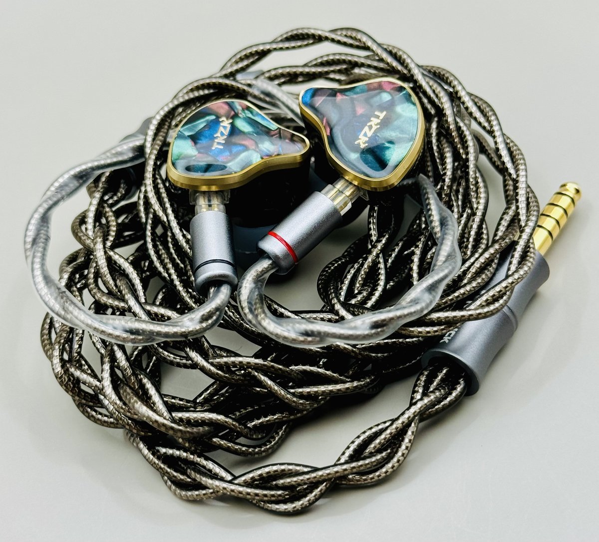 TKZK TK02のレビュー｜ラルフ・ヒンクリー