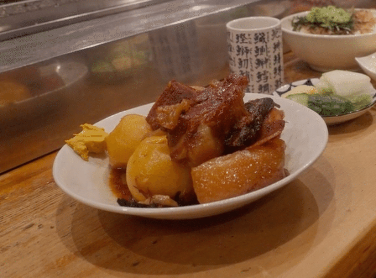 【スポットレターVol.2】「こんなのどこにもない！ってお客さんにびっくりたまげてもらいたい。」温泉街で楽しい夜のひと時を...｜TEGAMIYA