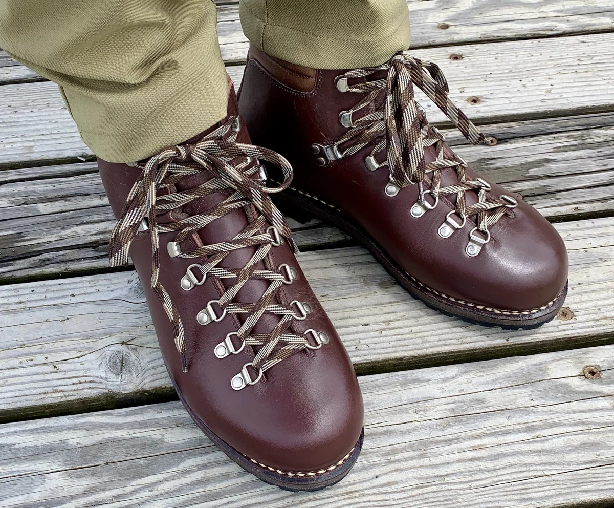 I Got All-Leather Hiking Boots. ② 《To Oze in Early Summer》｜kamimura