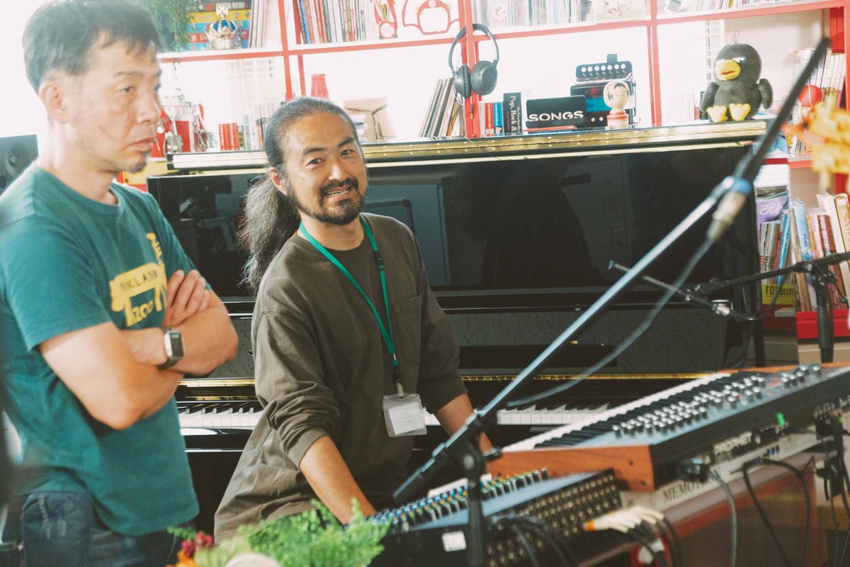 tiny desk concerts JAPAN｜西池達也 | Tatsuya Nishiike