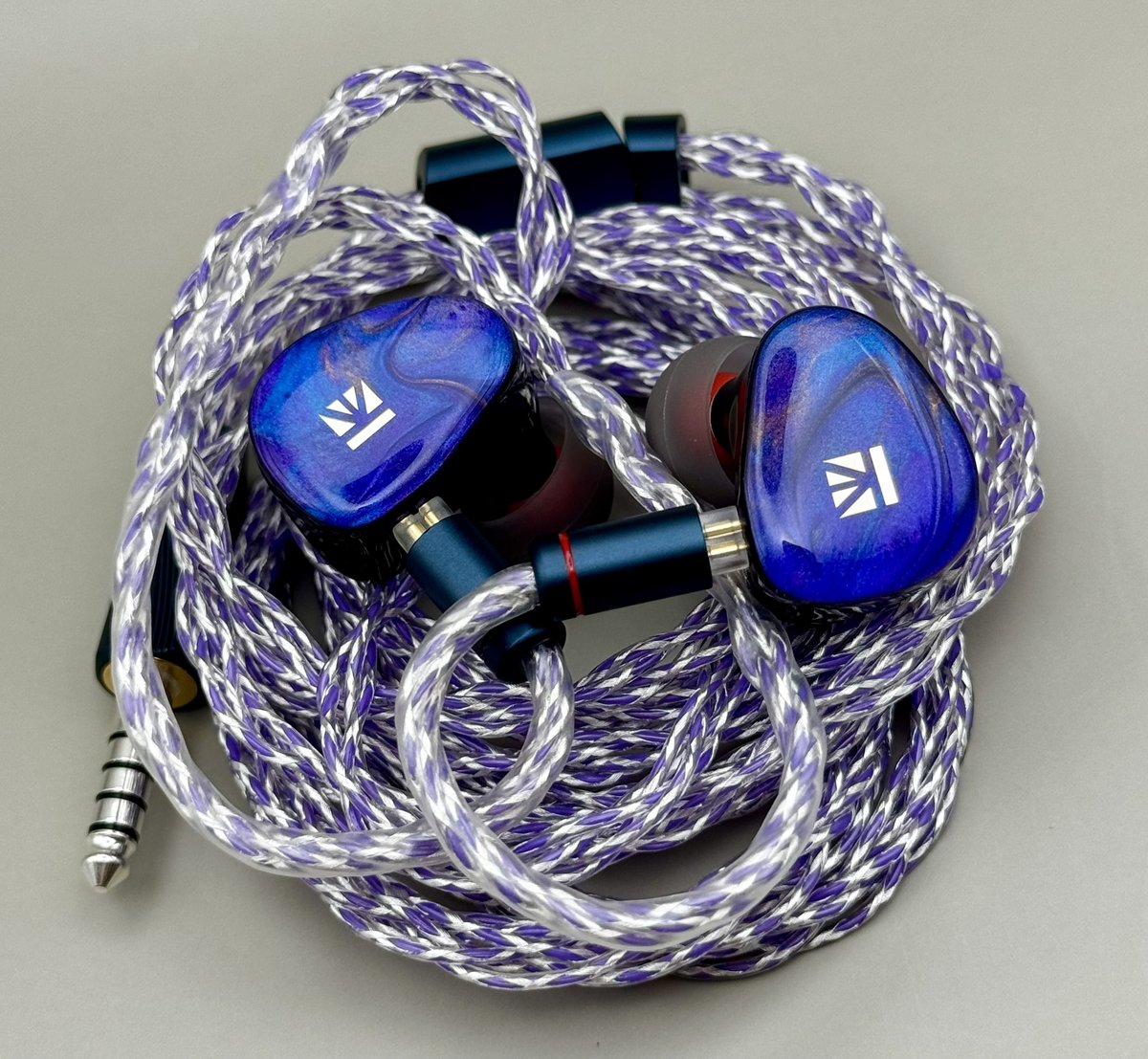 KBEAR KB02のレビュー｜ラルフ・ヒンクリー