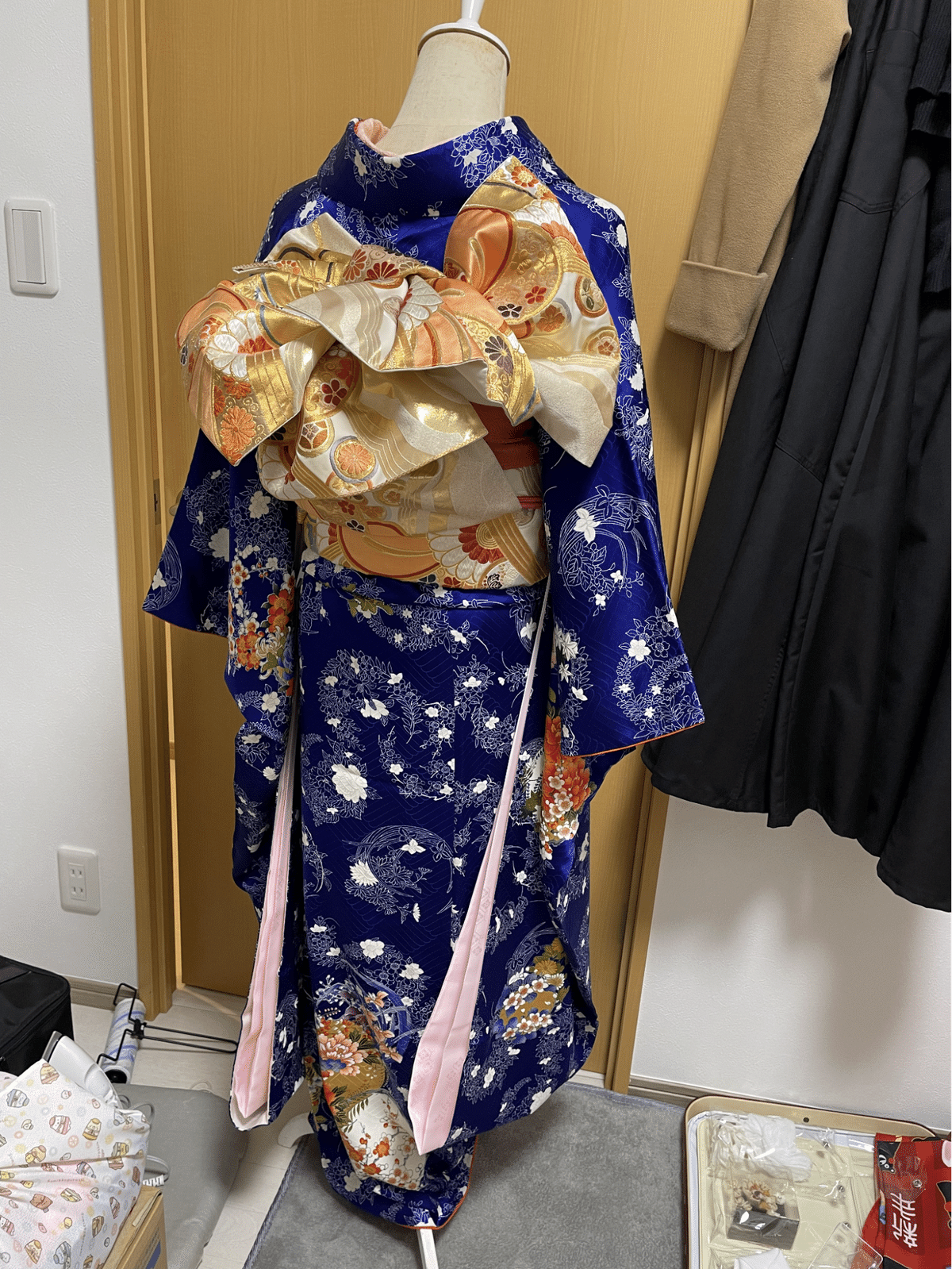 コクーの「企業文化をデザイン」する～6期テーマ”Blooming”にまつわる美術製作の裏側①～｜みえる！コクー｜コクー株式会社