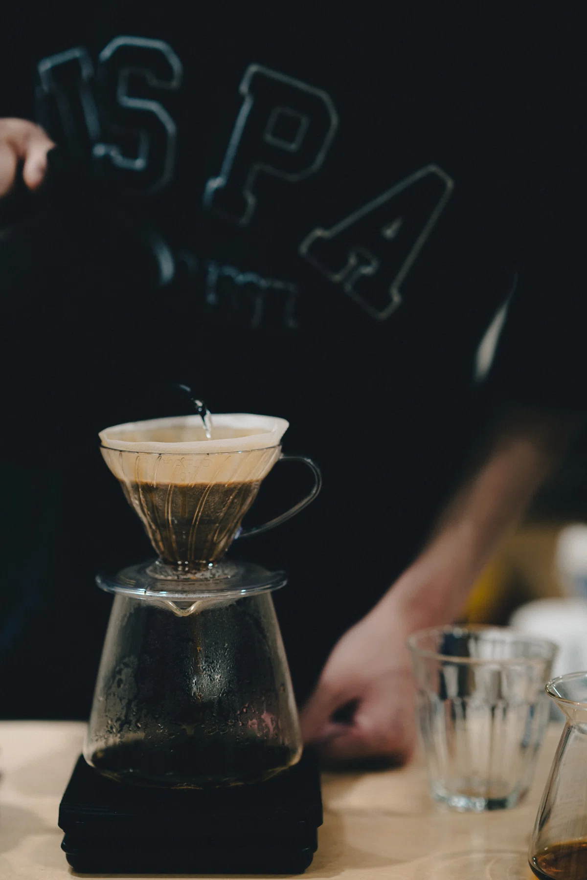ハリオV60の淹れ方｜浅煎りコーヒーのドリップレシピ（HOT版）｜KOTARO COFFEE ROASTER / 齋藤湖太郎