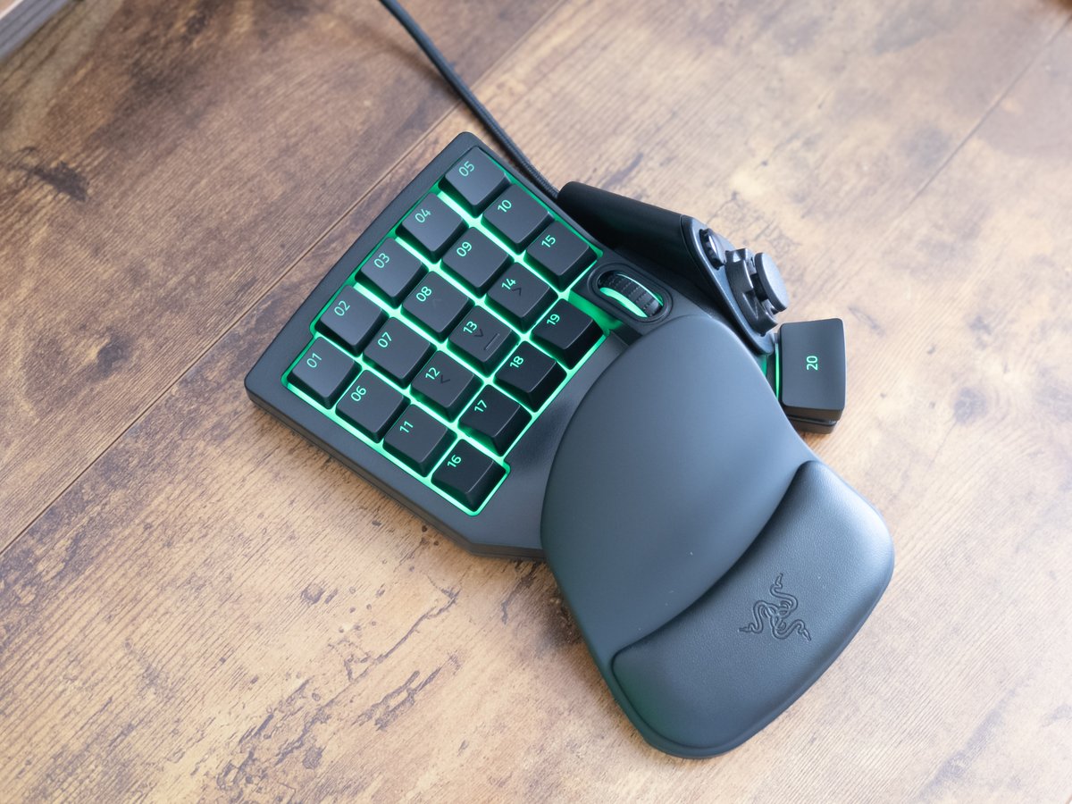 【ガジェットレビュー】ゲーミング左手デバイス│Razer TARTARUS V2｜EmuLog＠在宅ワーク&ガジェット好き&物欲解放の備忘録