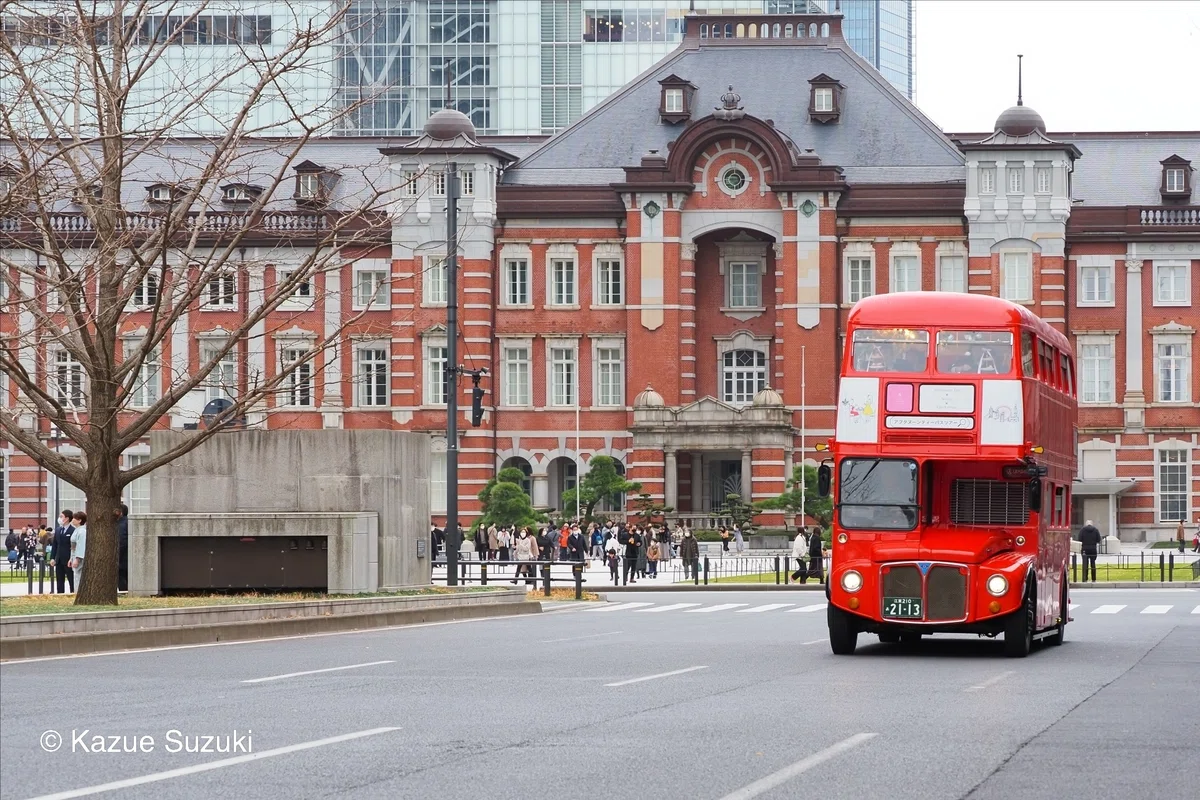Photo Gallery「TOKYO × LONDON BUS」｜写真家 鈴木和枝 TOKYO × LONDON BUS