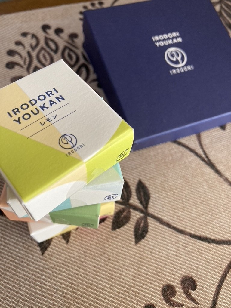 IRODORI 鶴屋吉信さんの「IRODORIようかん」をお抹茶と共にいただいた話と、昨日の本番についての雑感｜向 由佳 Yuka Mukou (フルート奏者・作家）