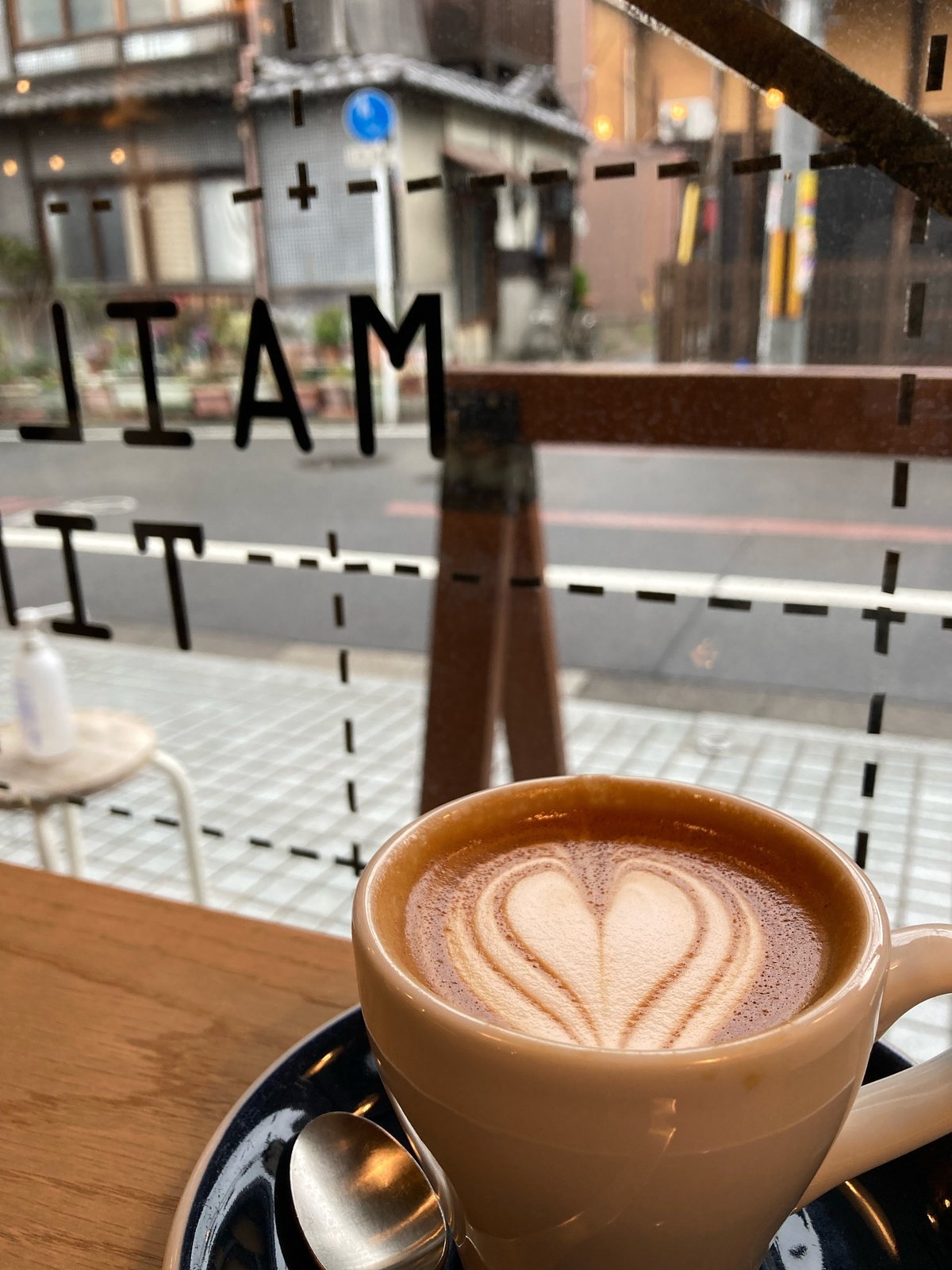 飲みかけのラテに潜んでいる魅力｜川端元喜 | Encore! Coffee Roastery