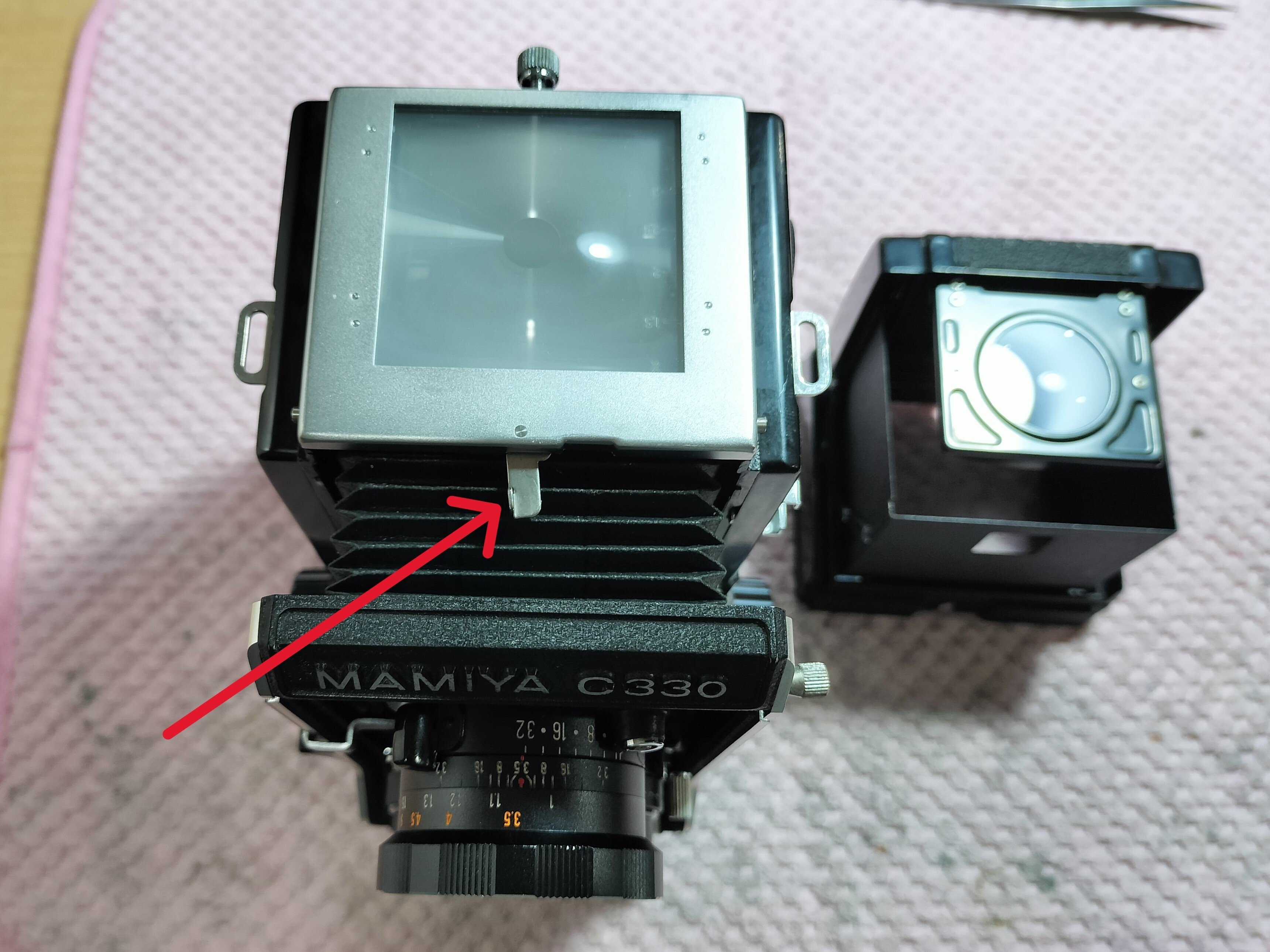 Mamiya C330の分解|フィルムカメラ修理のアクアカメラ Mamiya C330の分解|フィルムカメラ修理のアクアカメラ