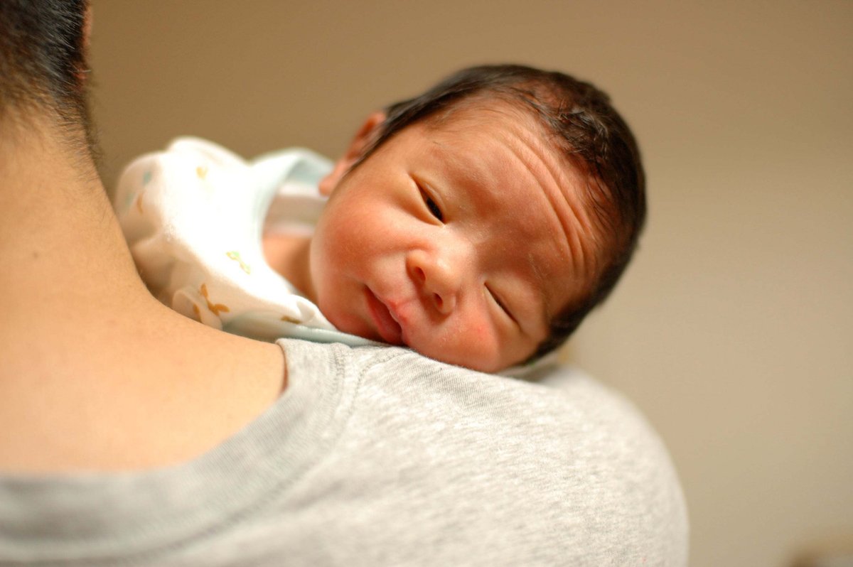 首すわり前でも大丈夫な縦抱っこ｜武田 信子 | Nobuko Takeda