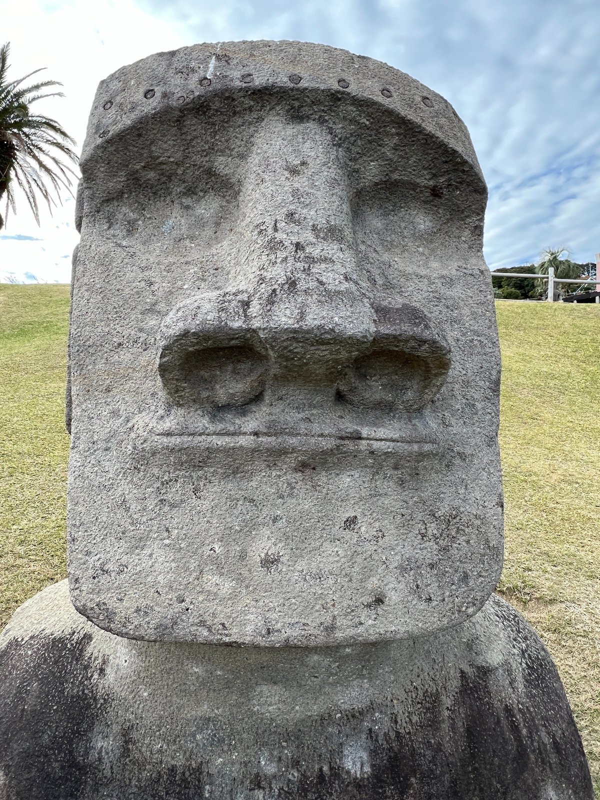 モアイ像に会いに行こう！宮崎県「サンメッセ日南」の魅力｜Shazzan