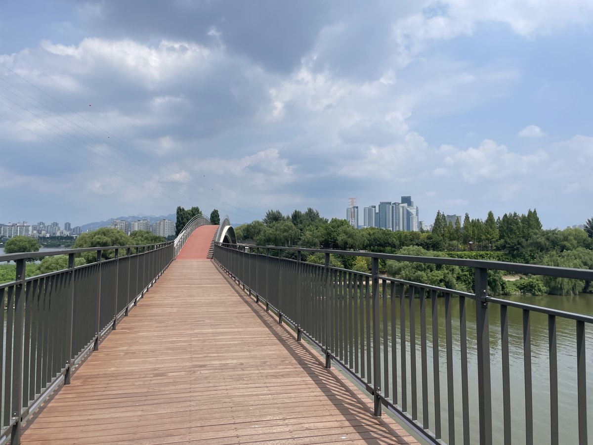 2つの展覧会と2人の女性ランドスケープ・アーキテクト：Mien RuysとJung Youngsun｜Yuto Miyazono