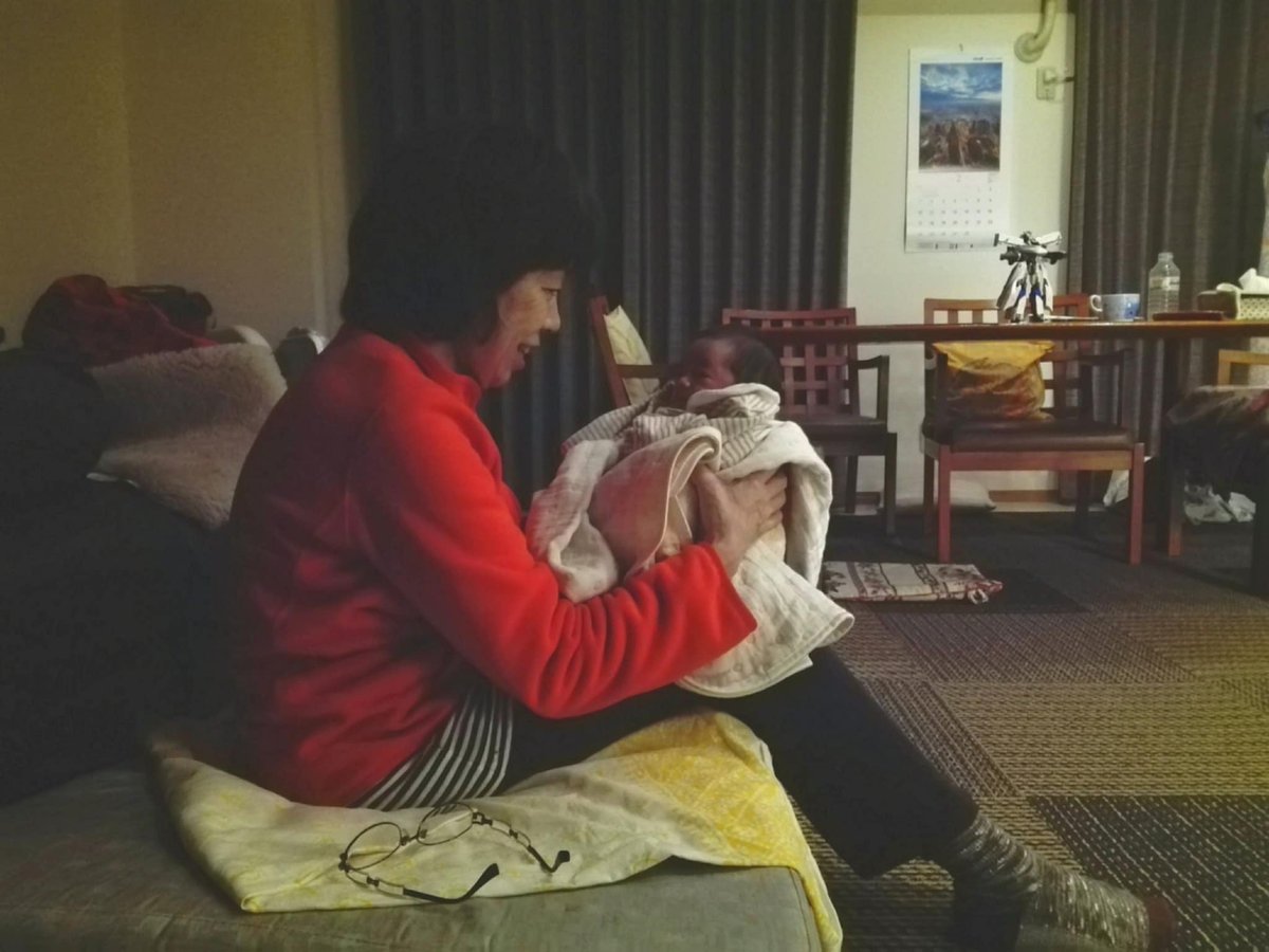 首すわり前でも大丈夫な縦抱っこ｜武田 信子 | Nobuko Takeda