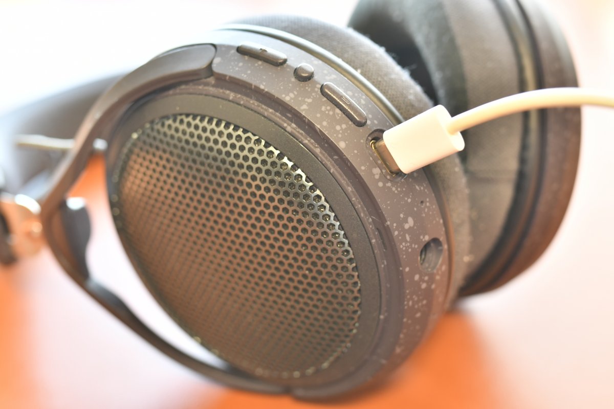 毎日使いのヘッドホン 〜ATH-HL7BT 1年使用レビュー｜SUKE【カメラとテクノロジーと旅の話】@WONDEMENT