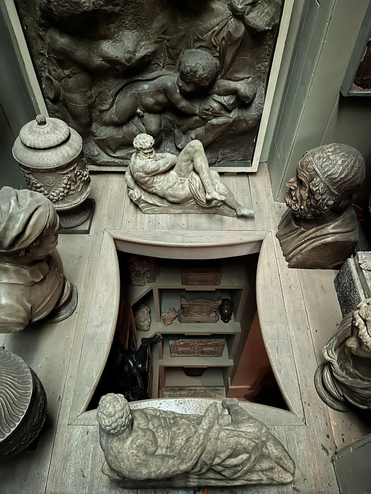 オタクって2世紀前から最高って話 | ロンドン｜halu