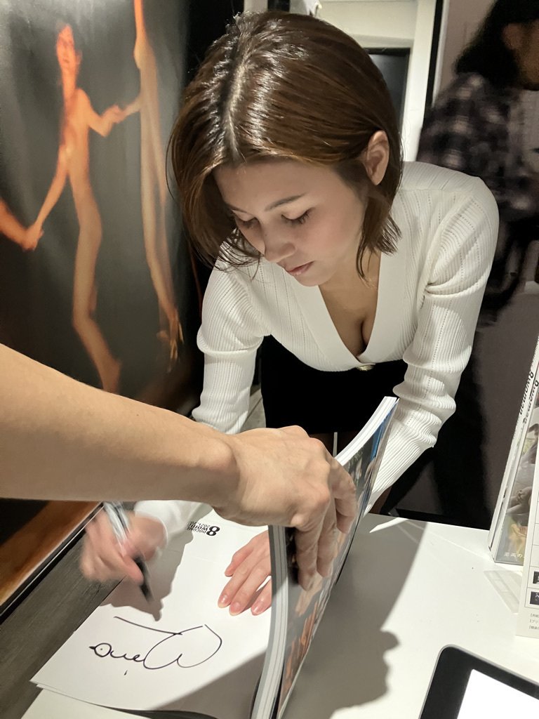 第142話 『4/8woman写真展』ウラ話〜美乃すずめへ｜藤かんな