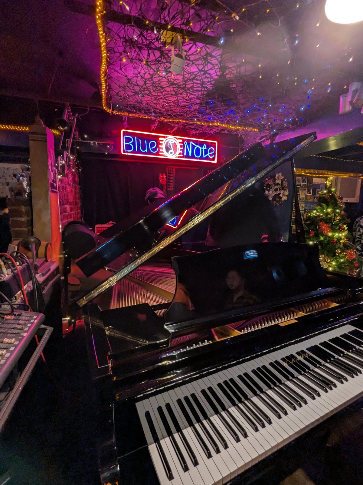 台北に世界中から参加・英語が飛び交うジャズセッション―Blue Note TAIPEI｜台湾びんみんパパ