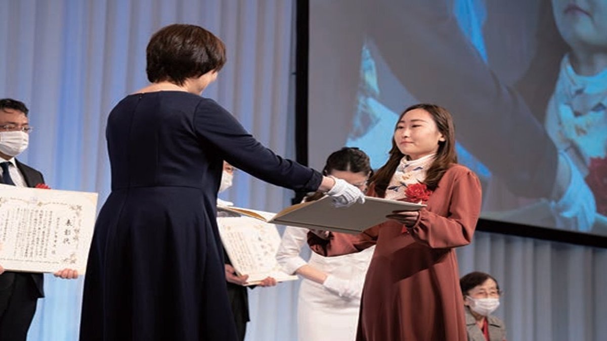 社会貢献支援財団(日本財団傘下) 安倍昭恵 社会貢献者表彰 Colabo 仁藤夢乃｜2ALlPuM