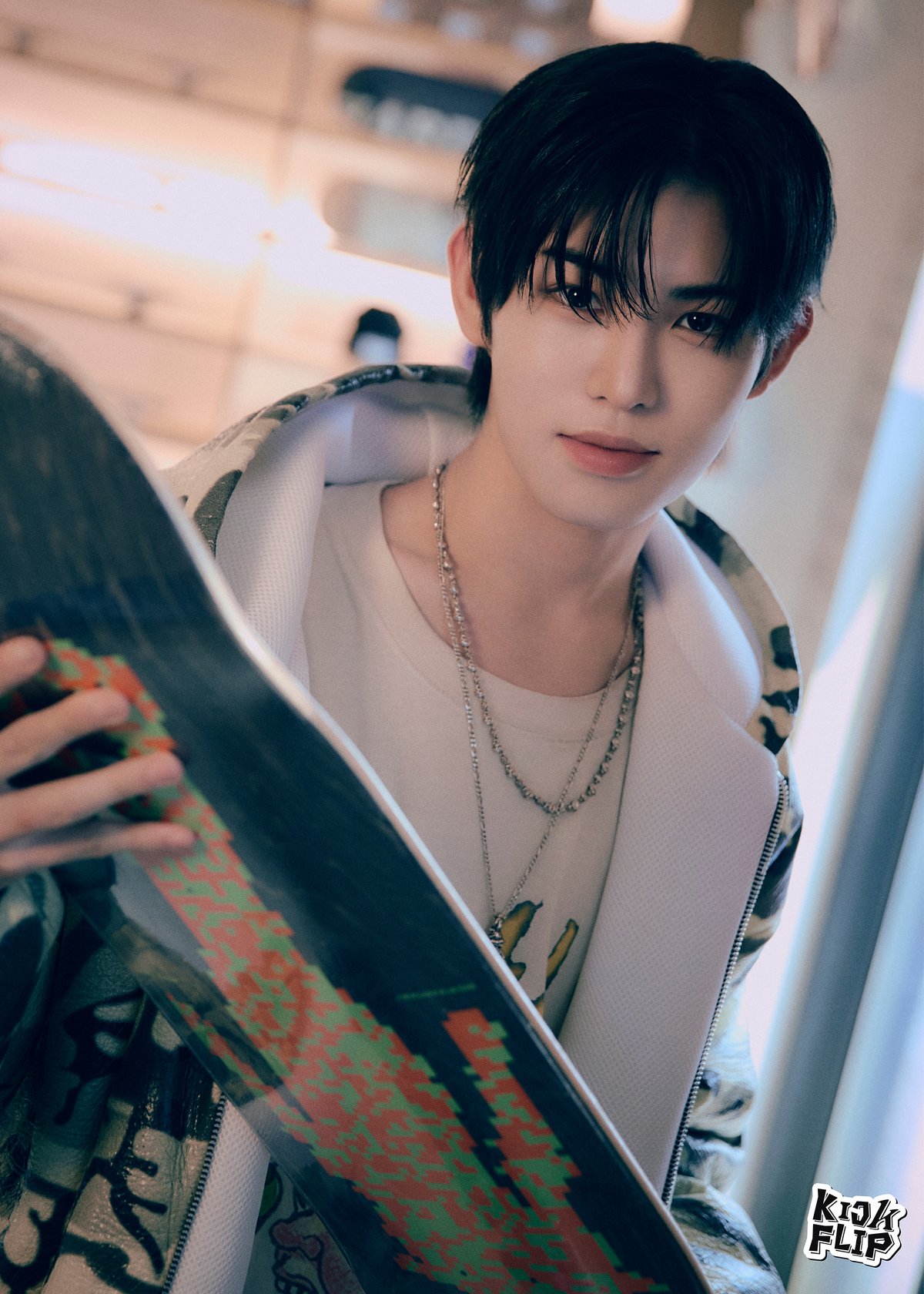 KickFlip｜LOUD組ついにデビュー！｜アサコ