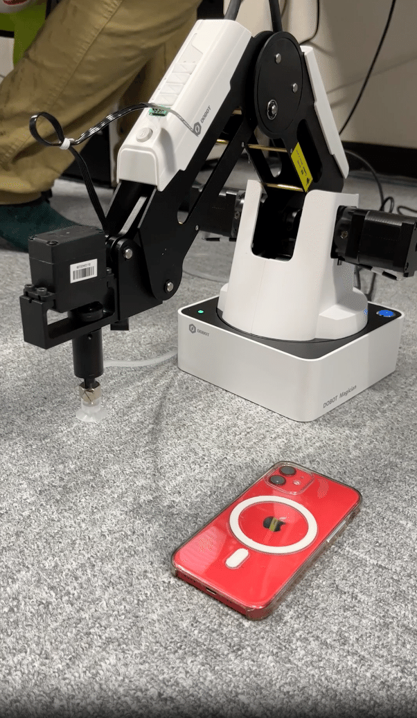 ロボットアームを動かしてみた ～人手不足の解消に向けた挑戦～｜LAplust Inc.