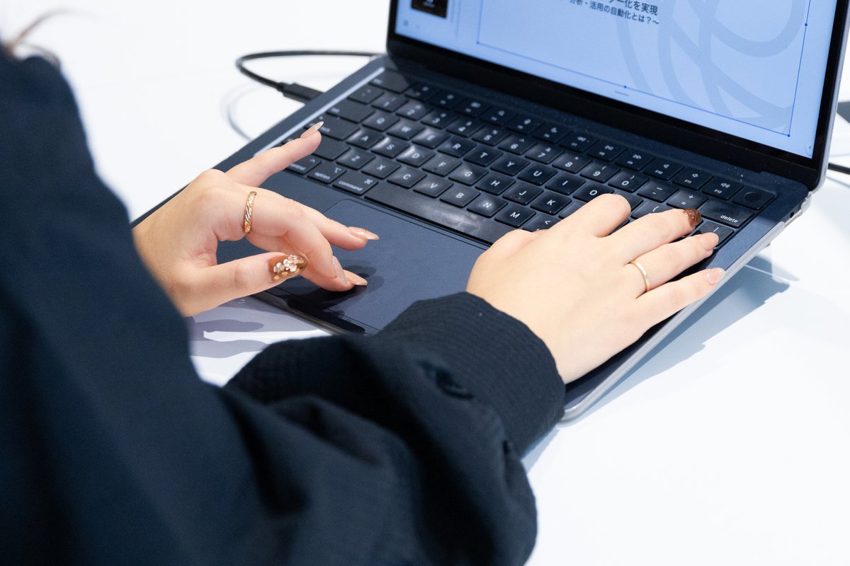 「攻めと守りの最適解を追求する」——最年少BizDevが仕掛けるRightTouchの組織変革｜RightTouch