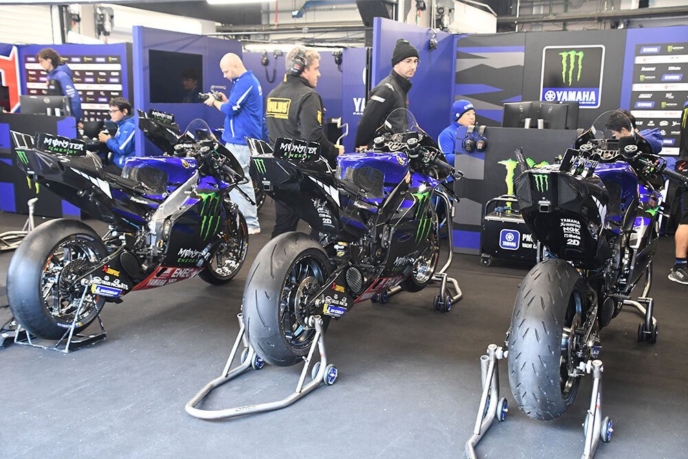 バルセロナ公式テストから：ヤマハ、セパン＆ブリラム開幕前テストのポイントは｜伊藤英里_Eri Ito