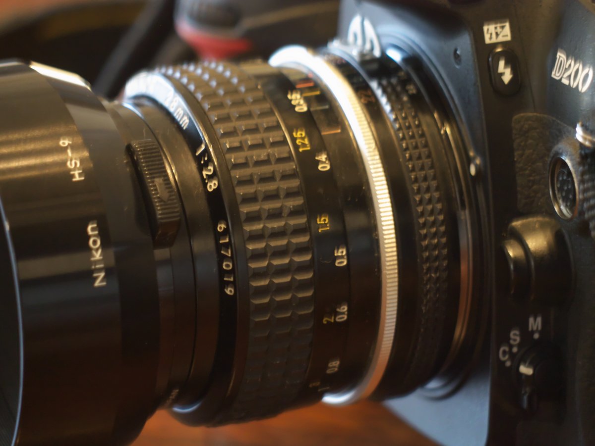 Nikon 一眼レフCCD機 D200｜らいだぁ～