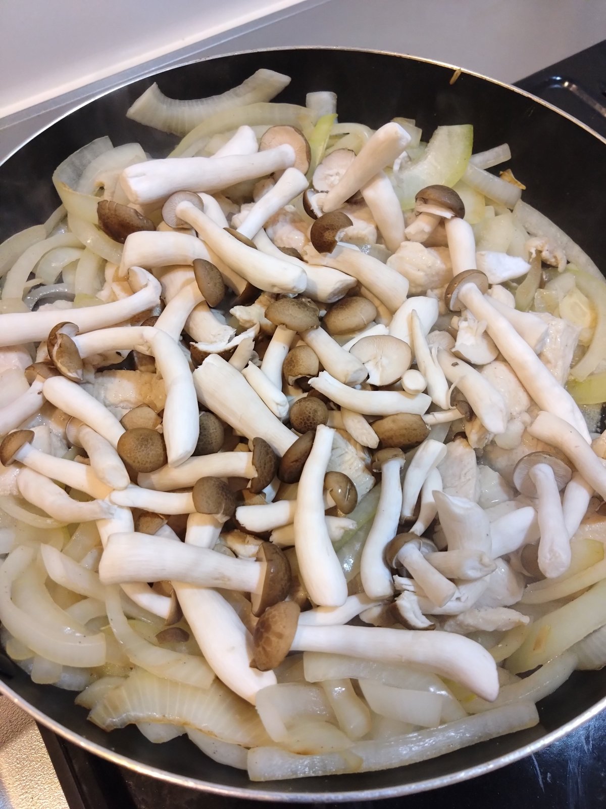 テツヲの単身赴任メシ☆50 〜real Thaiのグリーンカレー〜｜ Ⅲơ₃ơⅢ 栗英田テツヲ