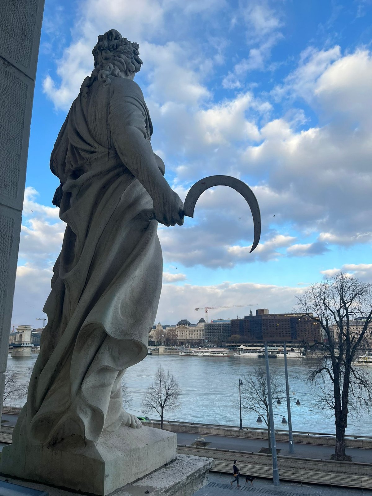 【旅日記】黙って真珠に殴られろ | ブダペスト｜halu